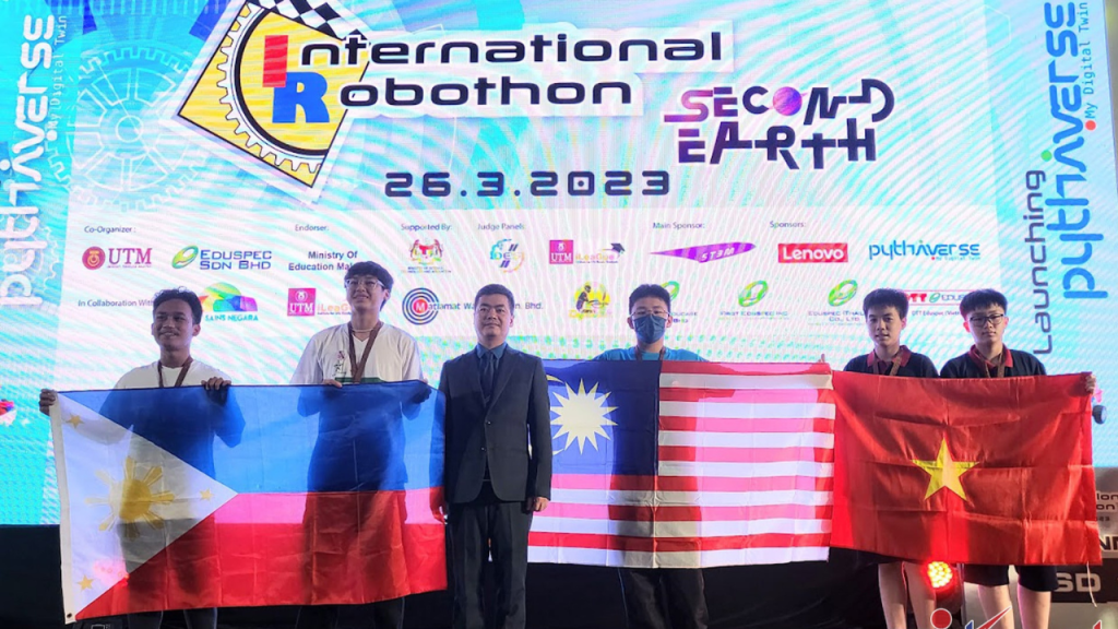 ROBOTHON 2024 - CHÍNH THỨC CÔNG BỐ & TỔ CHỨC LỚP ĐÀO TẠO CHO CUỘC THI ...