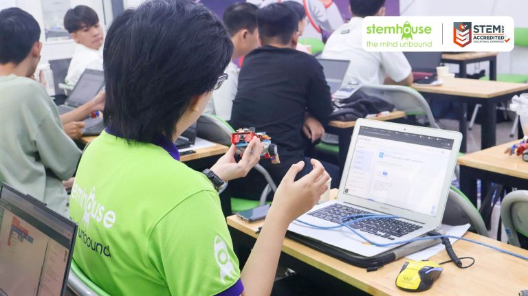 ROBOTHON 2024 - CHÍNH THỨC CÔNG BỐ & TỔ CHỨC LỚP ĐÀO TẠO CHO CUỘC THI ...